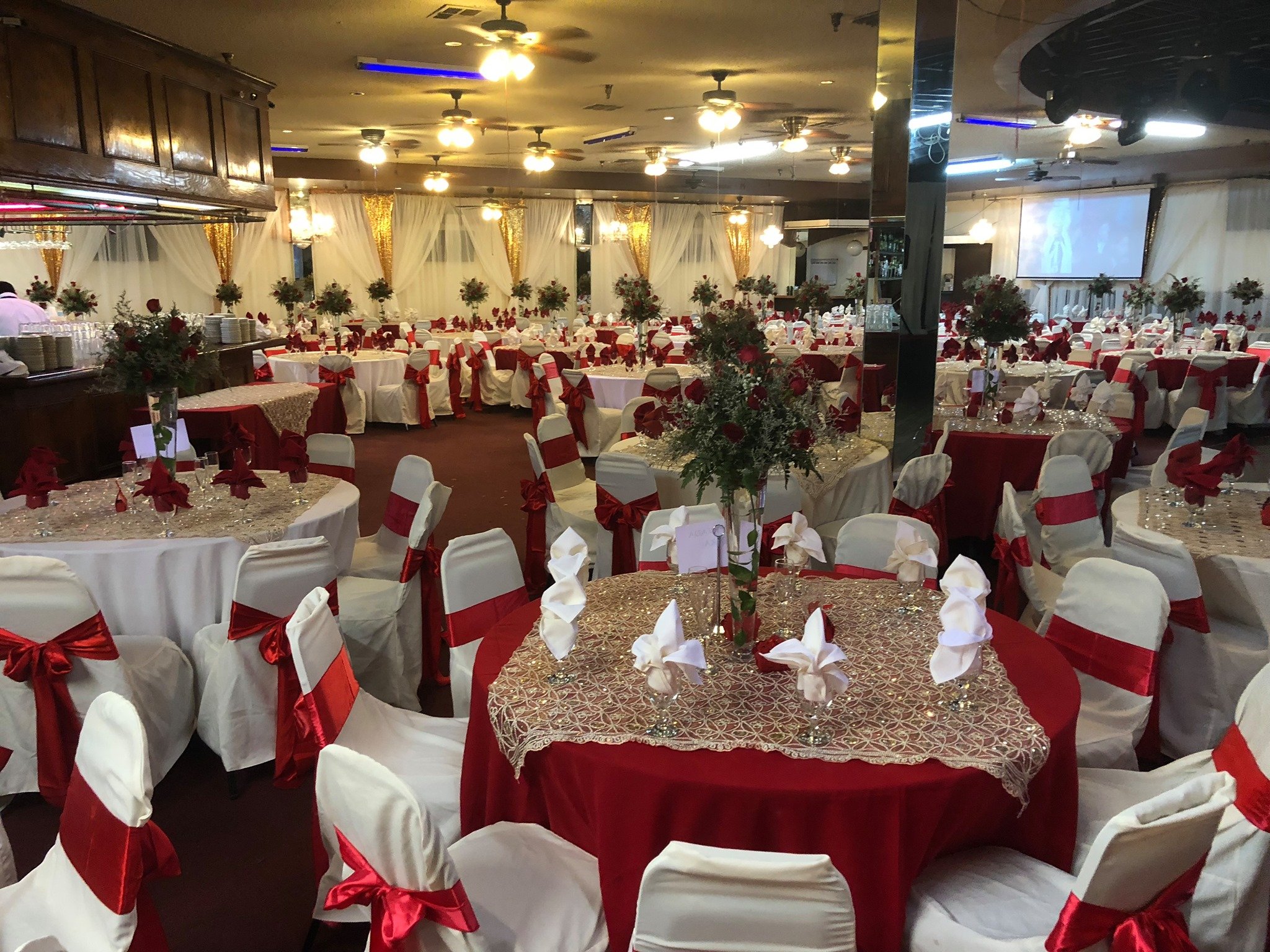 Casa Lopez Banquet Hall - Superola