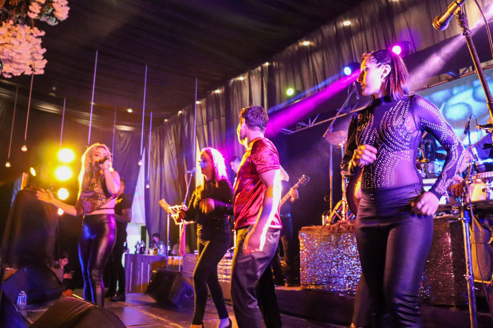 Organización Musical SuperNova - superola