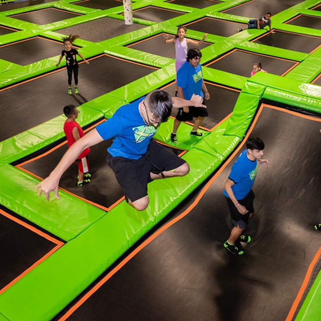 Xtreme jump & Laser Tag of San Benito - Superola