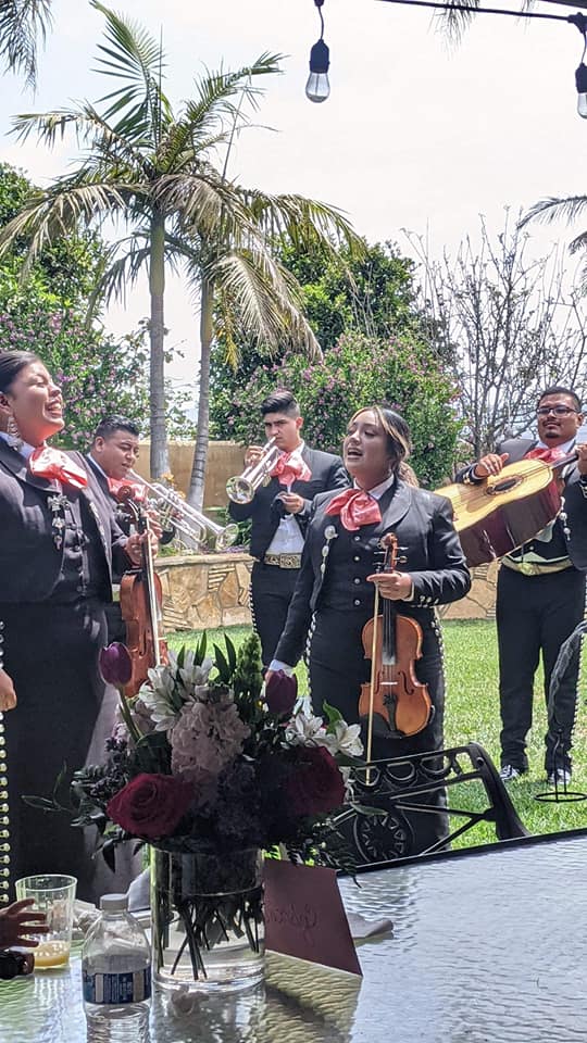 Mariachi Gallos de Oro - Superola