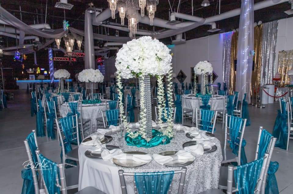 Eleganza Banquet Hall - Superola