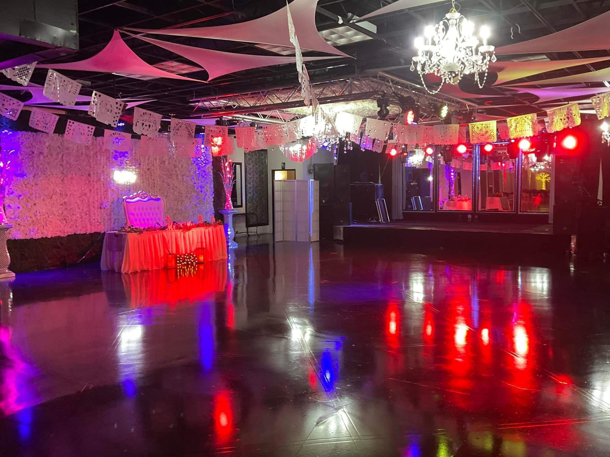 Ruby banquet hall - Superola