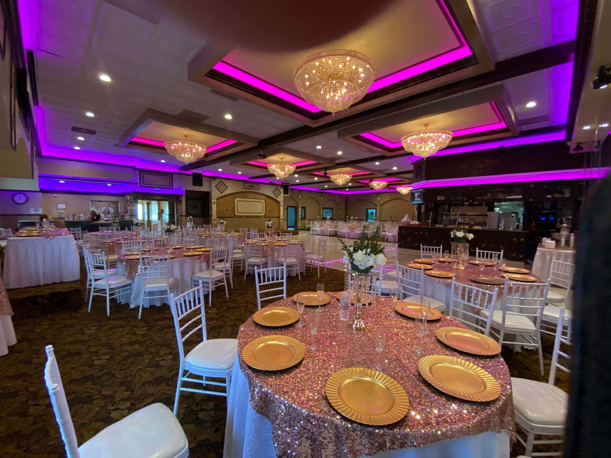 Fiesta Mexicana Banquet Hall - Superola