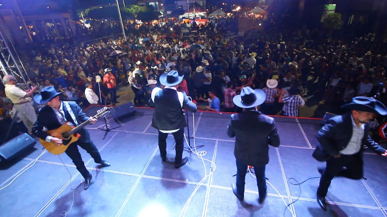 DUKE Norteño - superola
