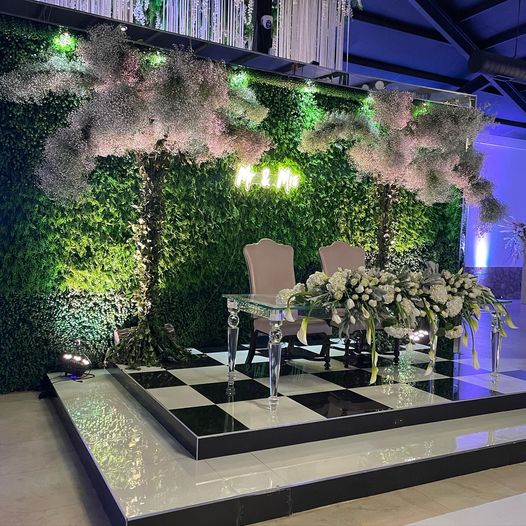 Monarca Event Center - Superola