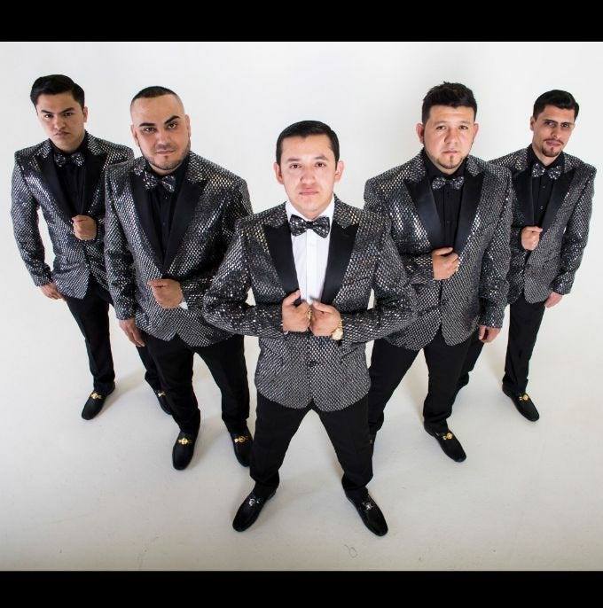 Grupo Maximo Grado - Superola