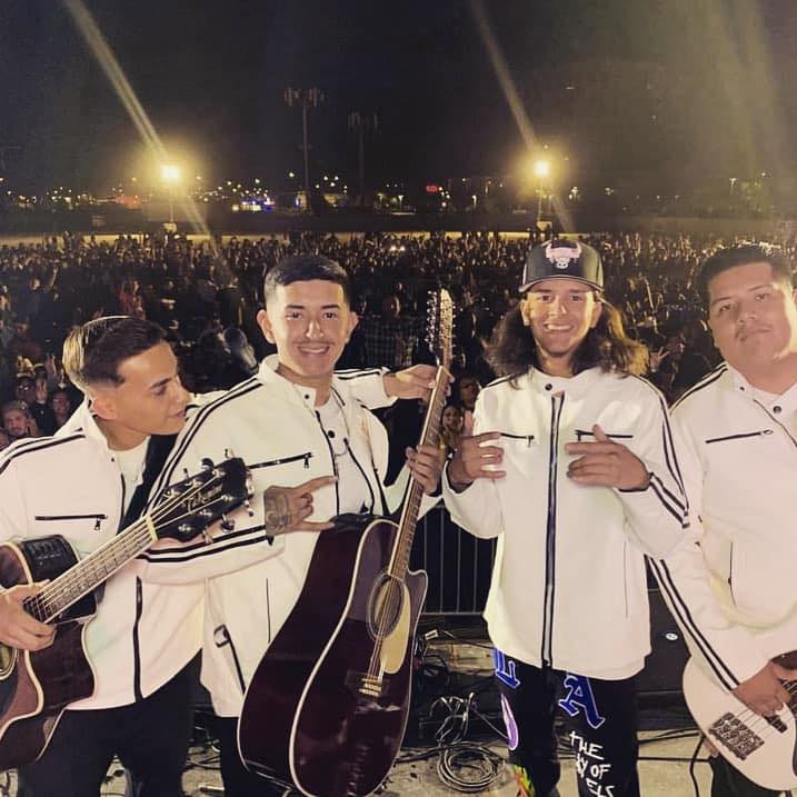 Clave 702 - superola