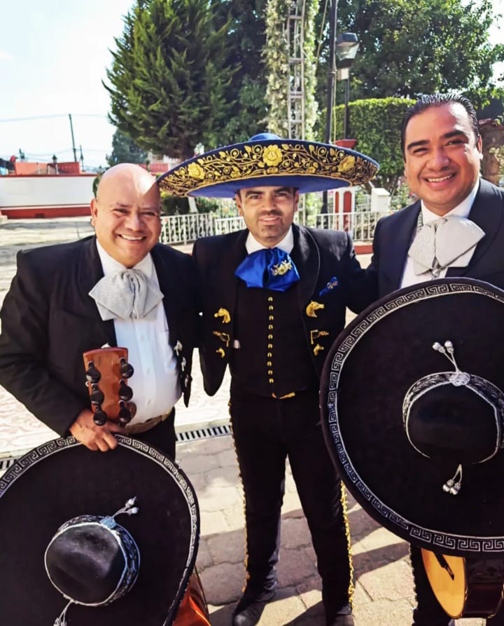 Mariachi lucero de la mañana - superola