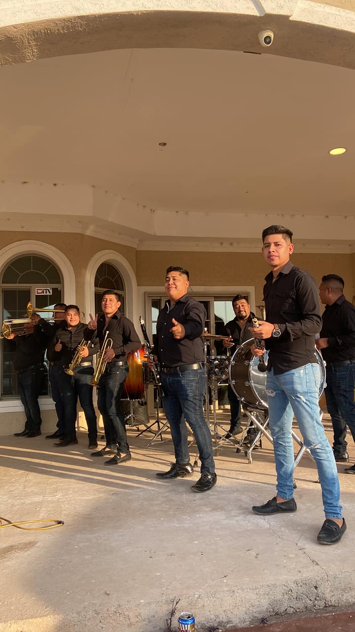 Banda La Magnífica - superola