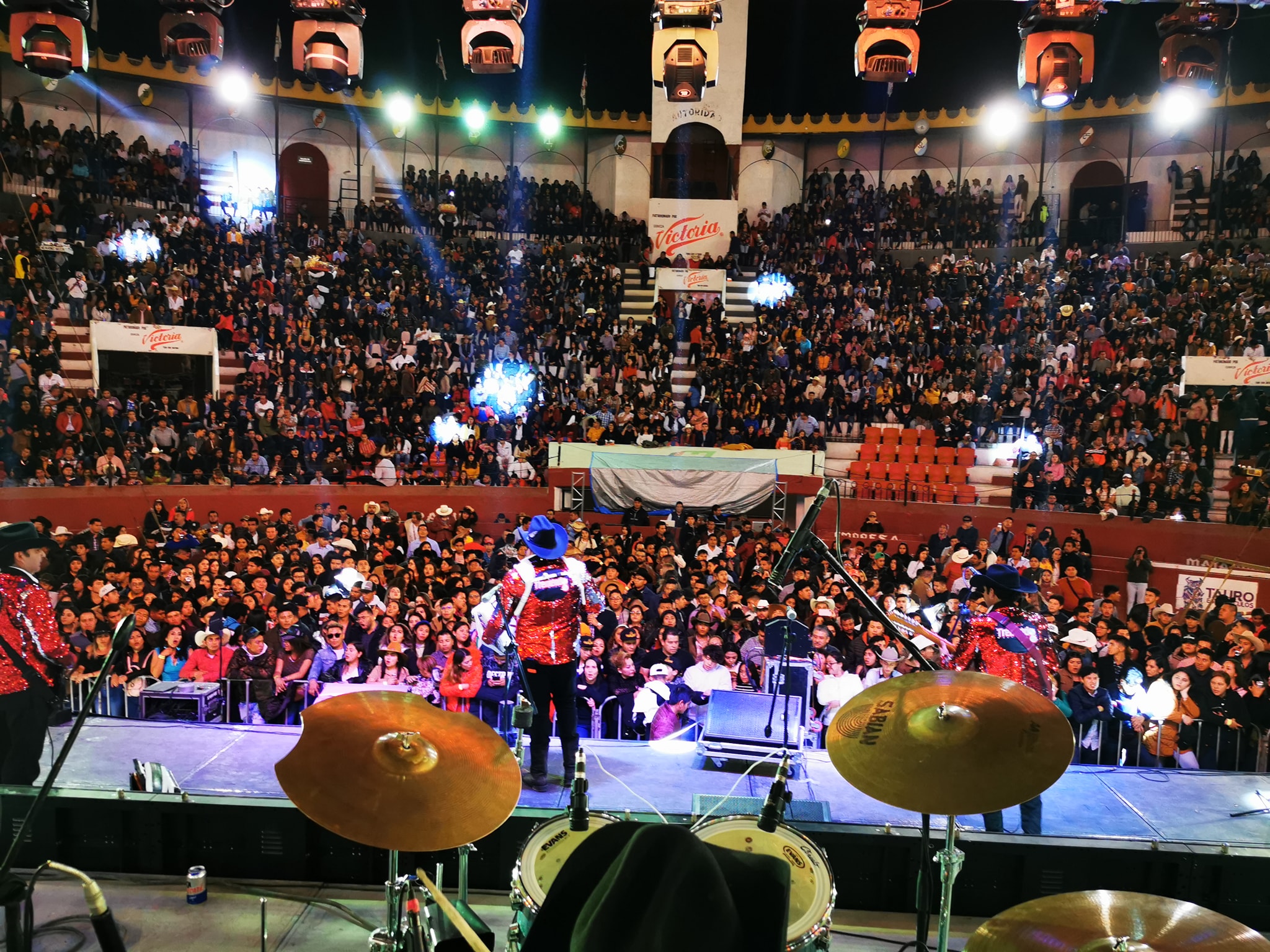 Grupo Tremendo Norteño Banda - Superola