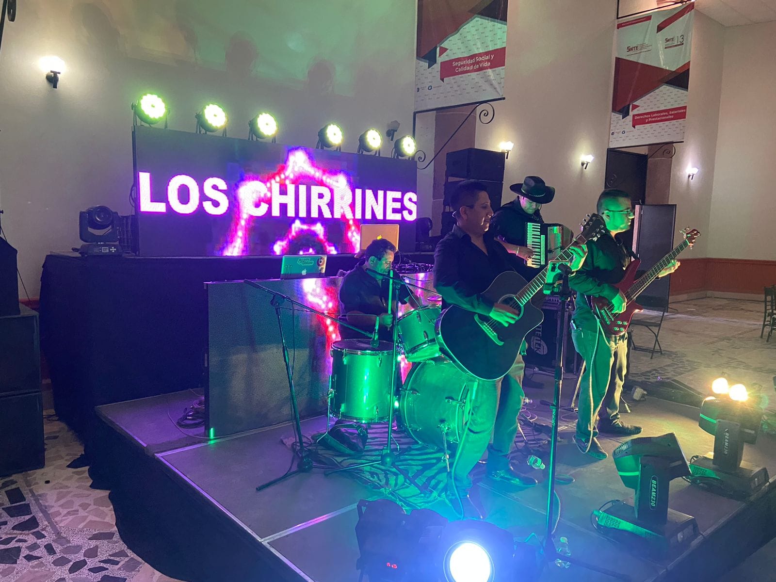 Los Chirrines Del Norte - Superola