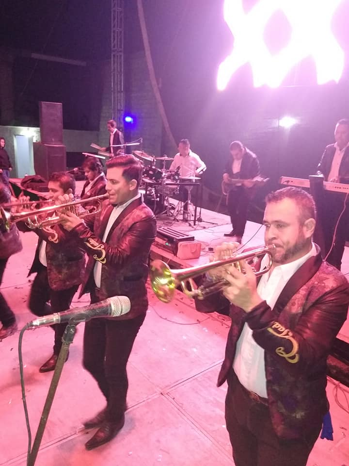 Cosme Tadeo Y sus Reyes - Superola