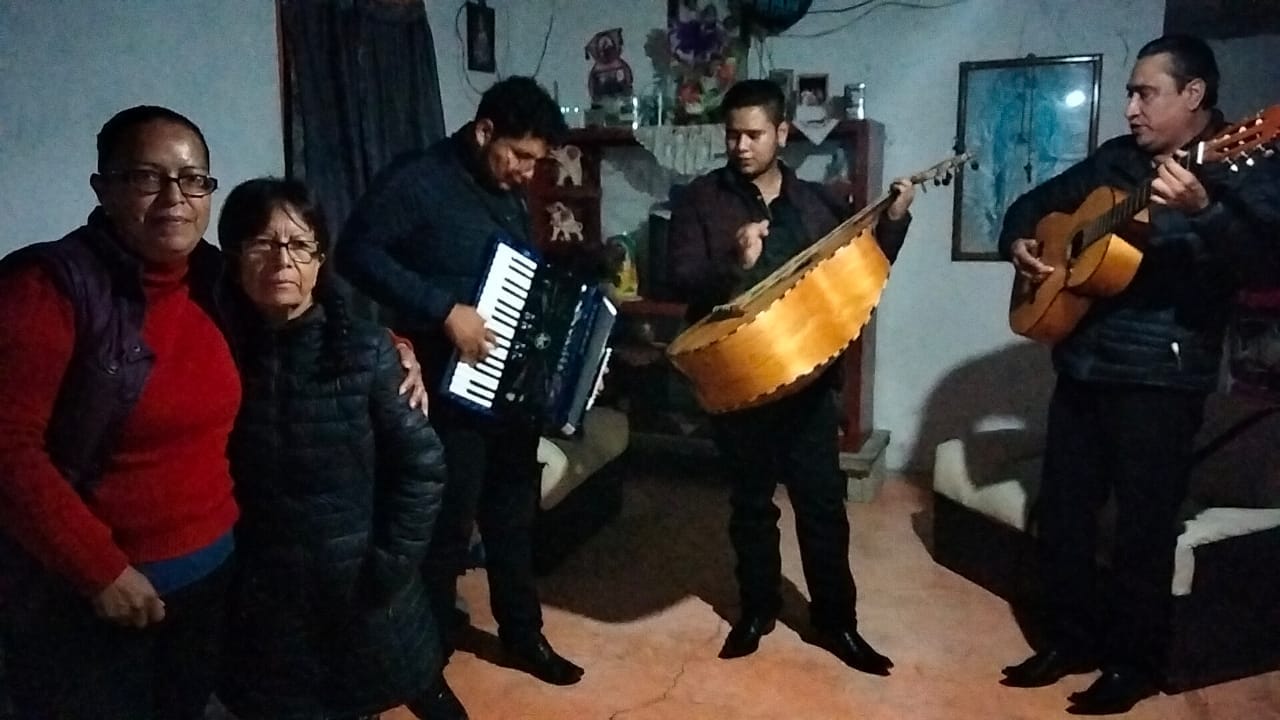 Trio Norteño Los Compadres De Los Hermanos Camarillo - Superola