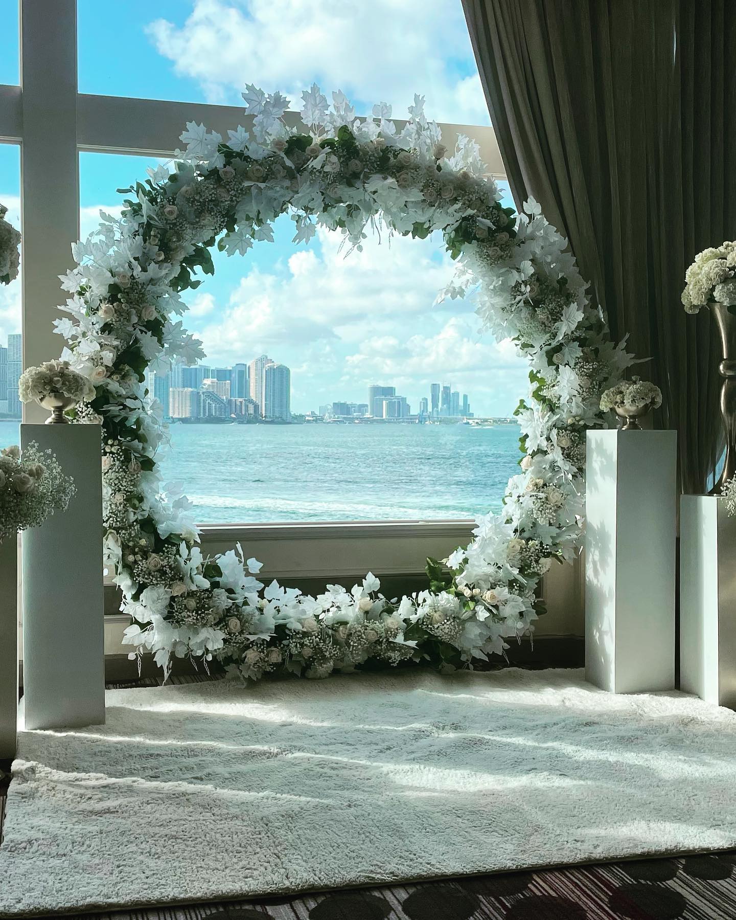 Amazonia Party Rental Miami - Superola