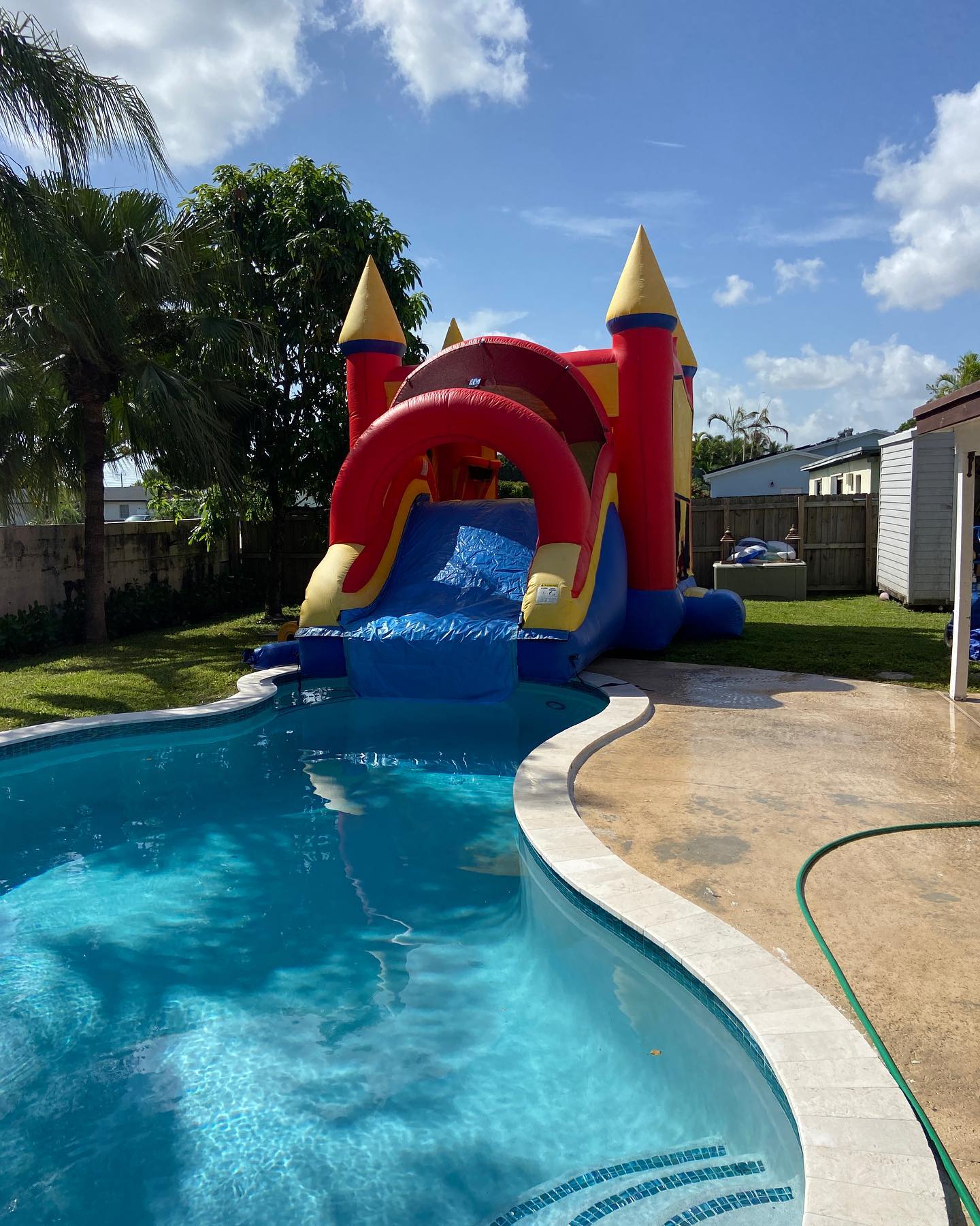Bounce Around Party Rental - Superola