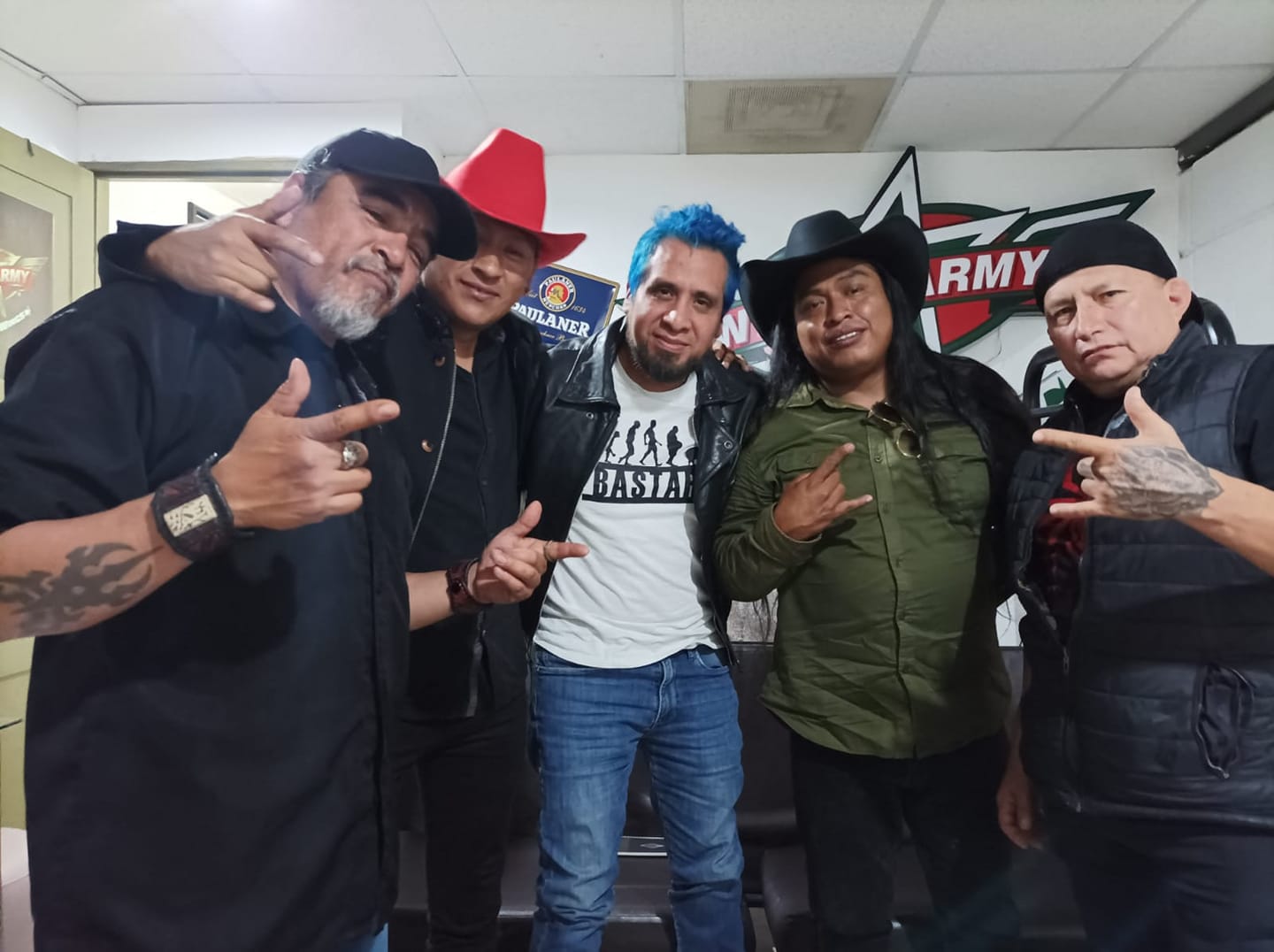 Los Gestos De La Doña - Superola