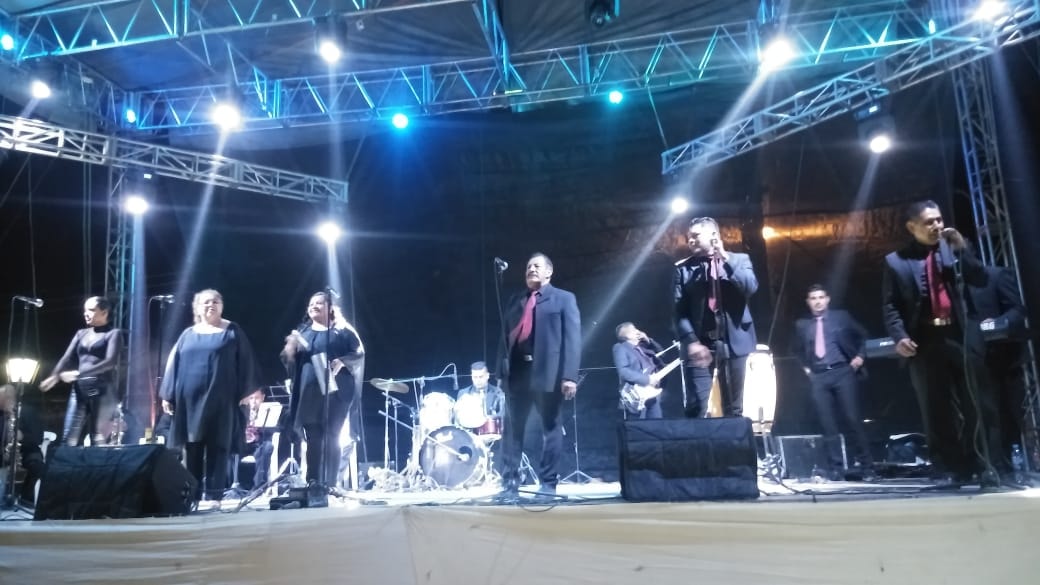 Banda Peligro (Banda Peligro de Morelos Oficial ) - Superola