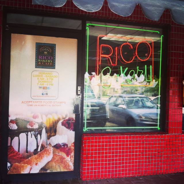 Rico Bakery & Cafe - Superola