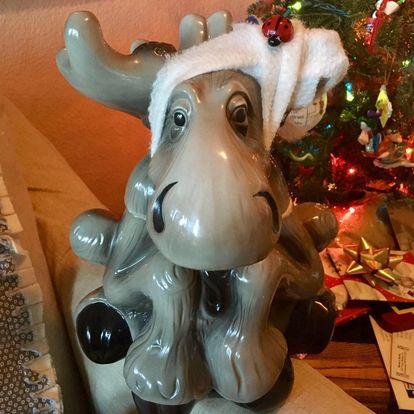 The Broken Moose Bakery - Superola