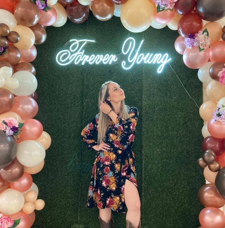 Just 4 You Event Center - Superola
