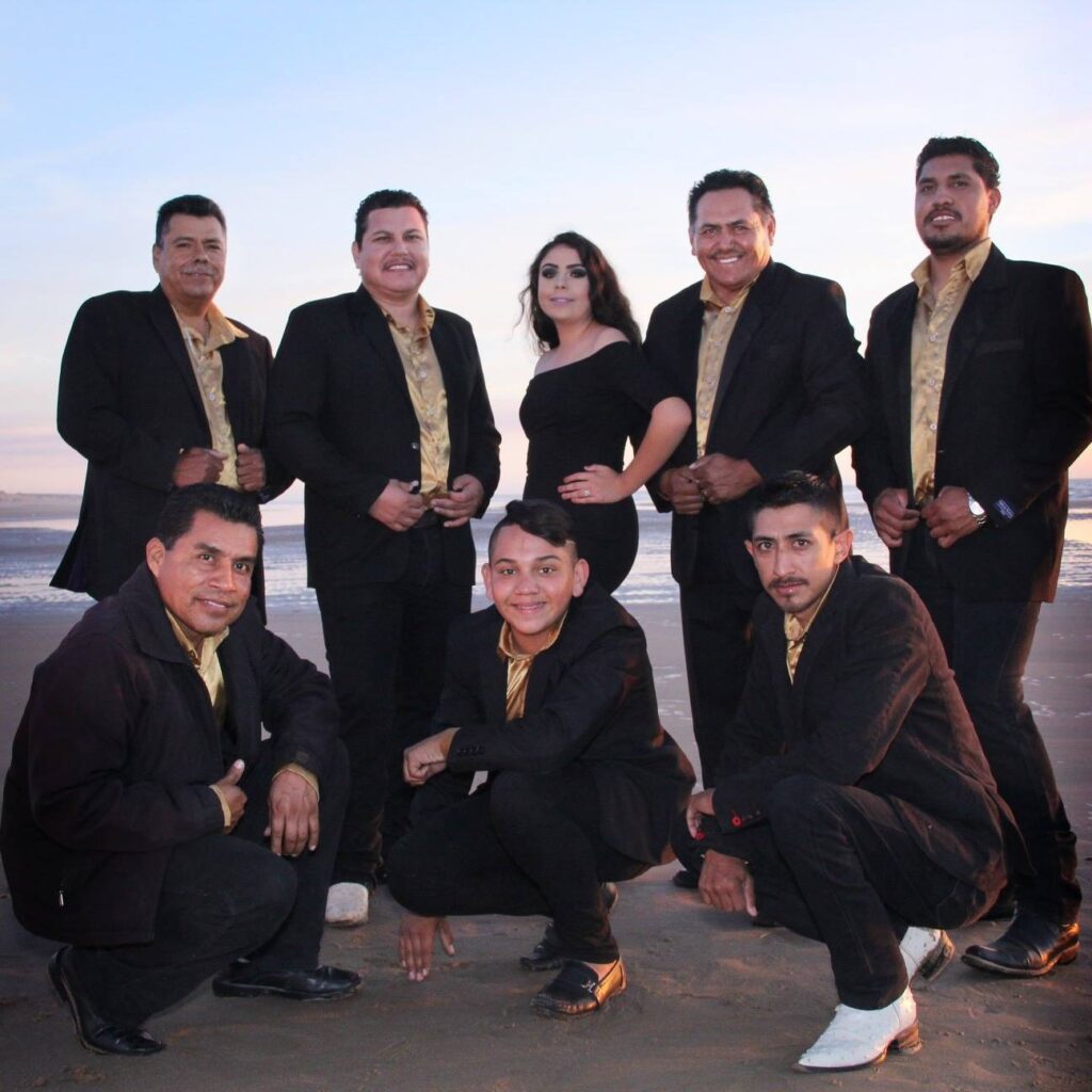 Grupo Musical Real De La Costa - Superola