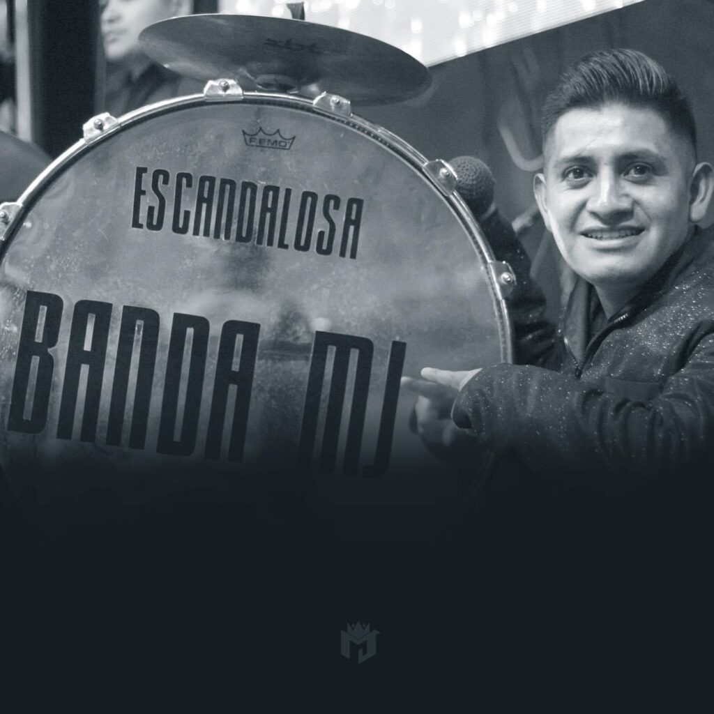 La escandalosa banda mj - Superola