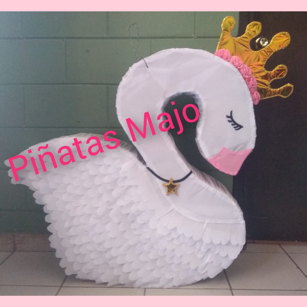Piñatas Majo - Superola